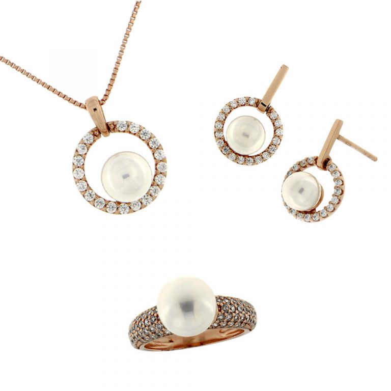 Collections-Pearls – Mainly Silver